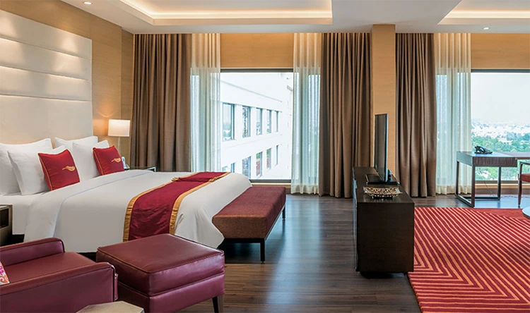 Feathers Stay - Feathers Hotels - Chennai